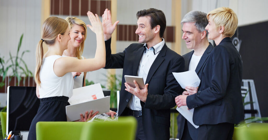 User management in Smartsign Display Manager | Smartsign